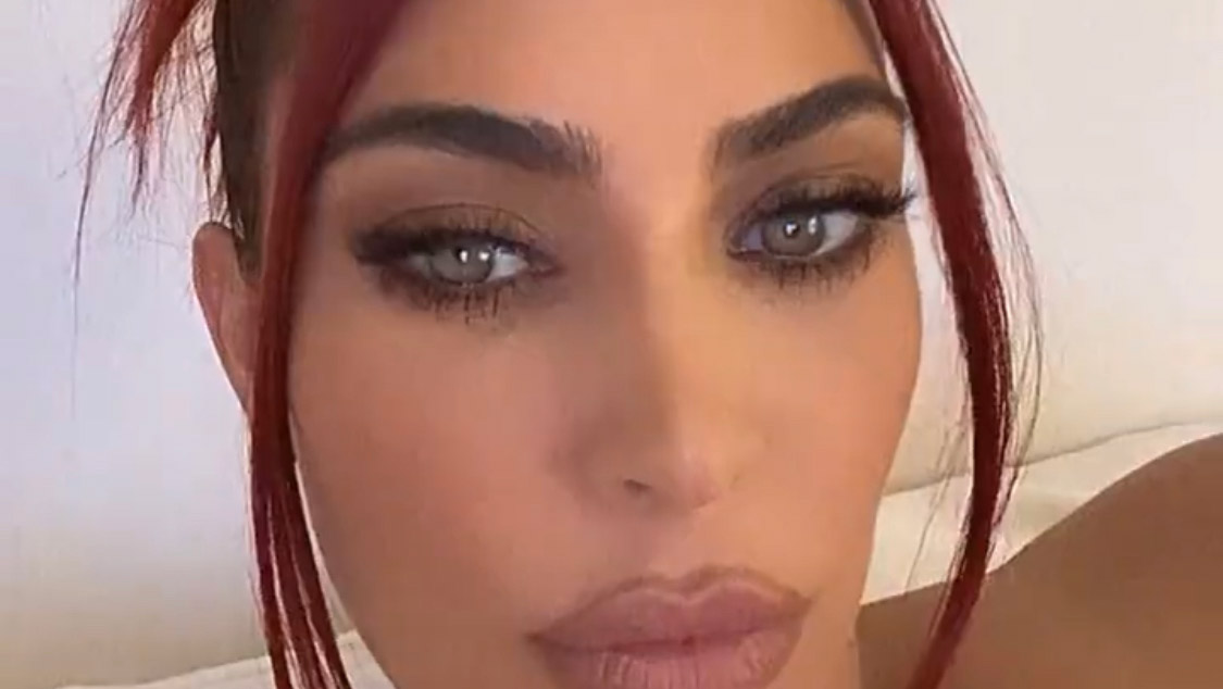 Kim Kardashian Debuts New Red Hair & No, It’s Not a Wig! | Kim ...