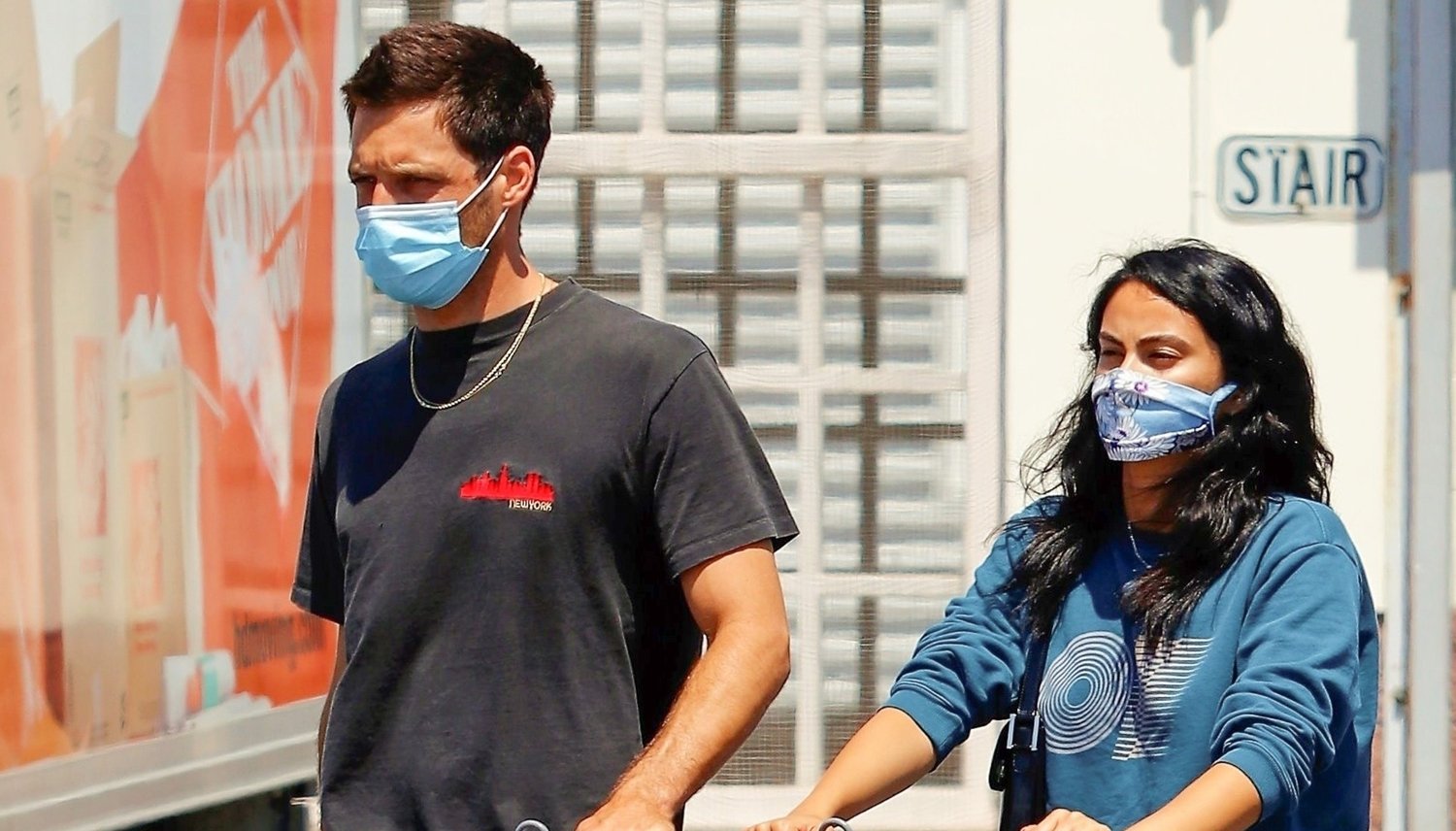 Camila Mendes & New Boyfriend Grayson Vaughan Do Some Shopping Together ...