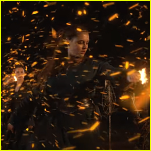 Katherine Langford Fights A War With Excalibur By Her Side in Netflix’s ...