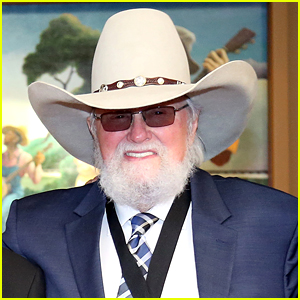 Country Singer Charlie Daniels Dies at 83 | charlie daniels, RIP | Just ...