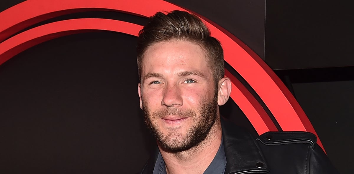 NFL’s Julian Edelman Reacts to Fellow Player’s Anti-Semitic Instagram ...