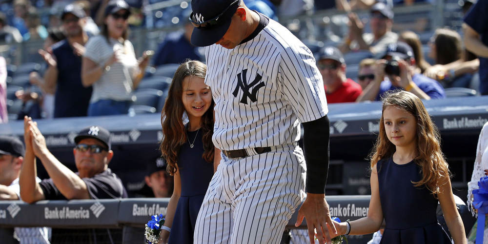 Alex Rodriguez Shares an Emotional Throwback Photo With His Daughters ...