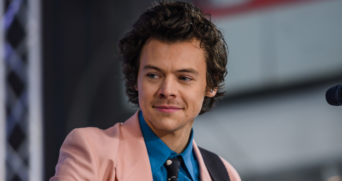 Harry Styles Shades Candace Owens’ ‘Bring Back Manly Men,’ Discusses ...