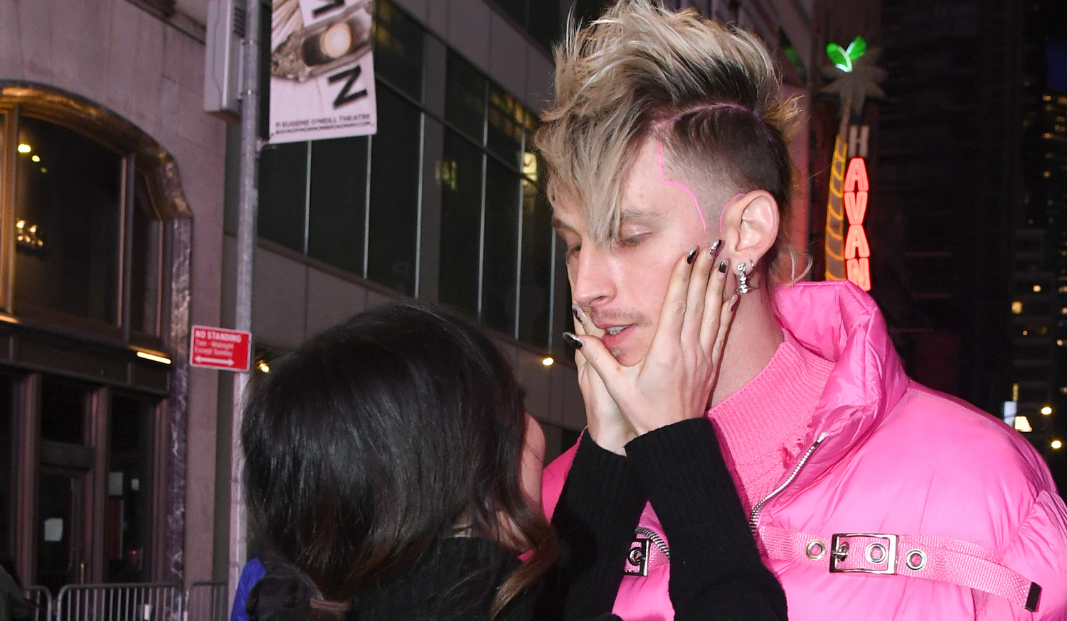 Megan Fox Joins Boyfriend Machine Gun Kelly in Times Square on New Year ...