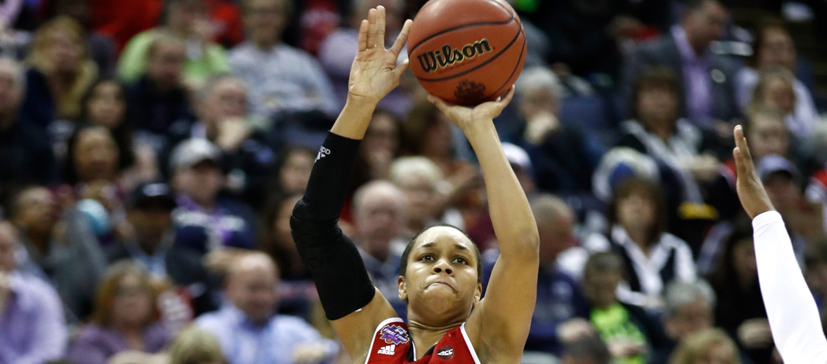 WNBA’s Asia Durr Doesn’t Know If She’ll Ever Play Basketball Again ...