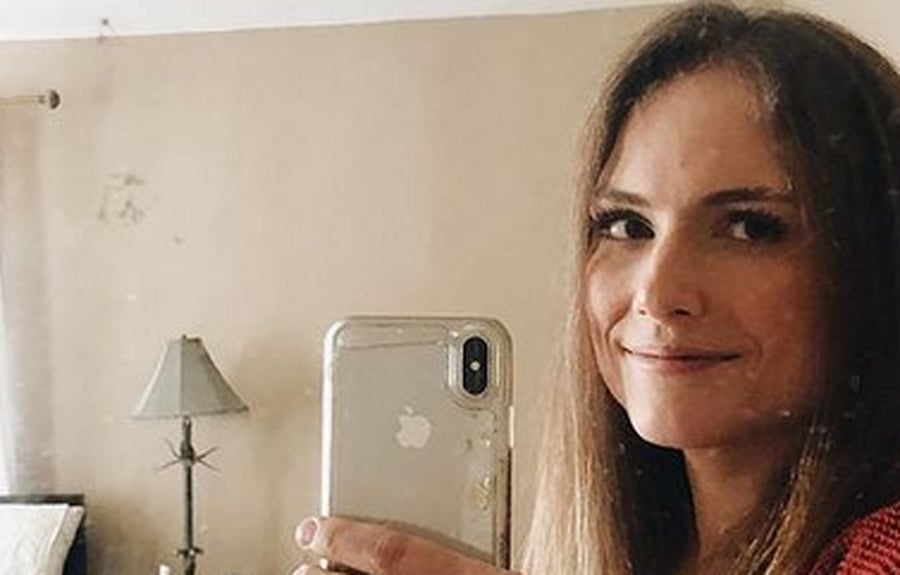 Pregnant Influencer Emily Mitchell’s Cause of Death Has Been Revealed ...