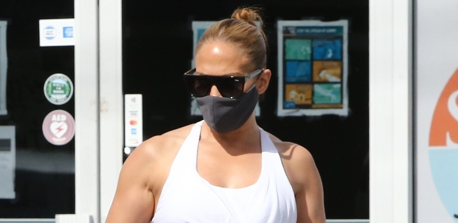 Jennifer Lopez Flashes Toned Midriff Leaving Her Workout in Miami ...