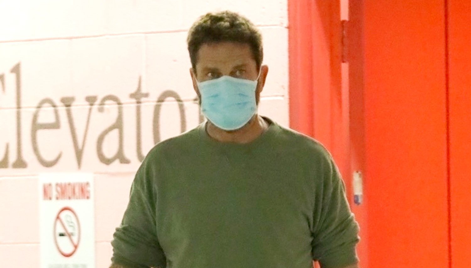 Gerard Butler Spotted at Medical Building in L.A., Plus He Revealed ...