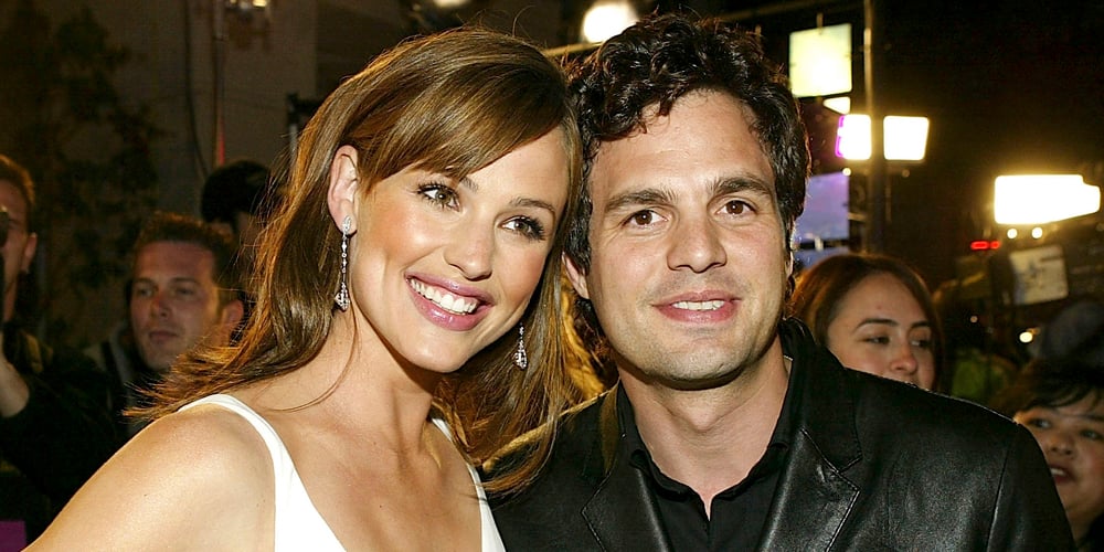 Mark Ruffalo & Jennifer Garner Reunite on ‘Adam Project’ Set – See The ...