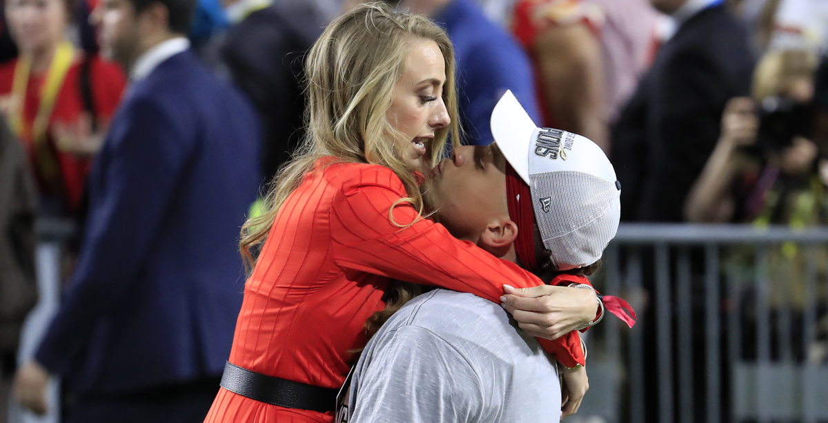 Patrick Mahomes & Fiancee Brittany Matthews – Cute Family Photos ...