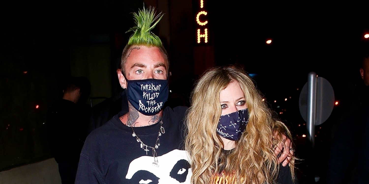 Avril Lavigne & Boyfriend Mod Sun Keep Close on Dinner Date in WeHo ...