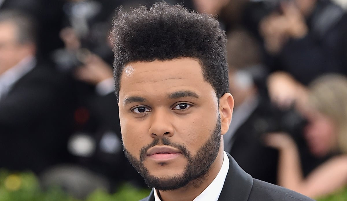 The Weeknd Gets One-Of-A-Kind Diamond Super Bowl Ring! | Newsies, Super ...