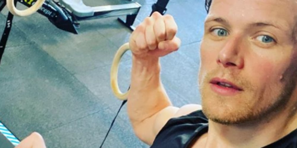 Sam Heughan Rings in His ’29th’ Birthday With a Buff Gym Selfie | Sam ...