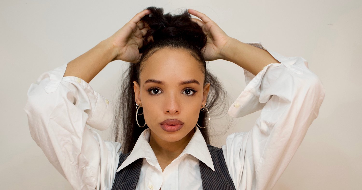 Meet Mortal Kombat’s Mileena, Sisi Stringer, with These 10 Fun Facts ...