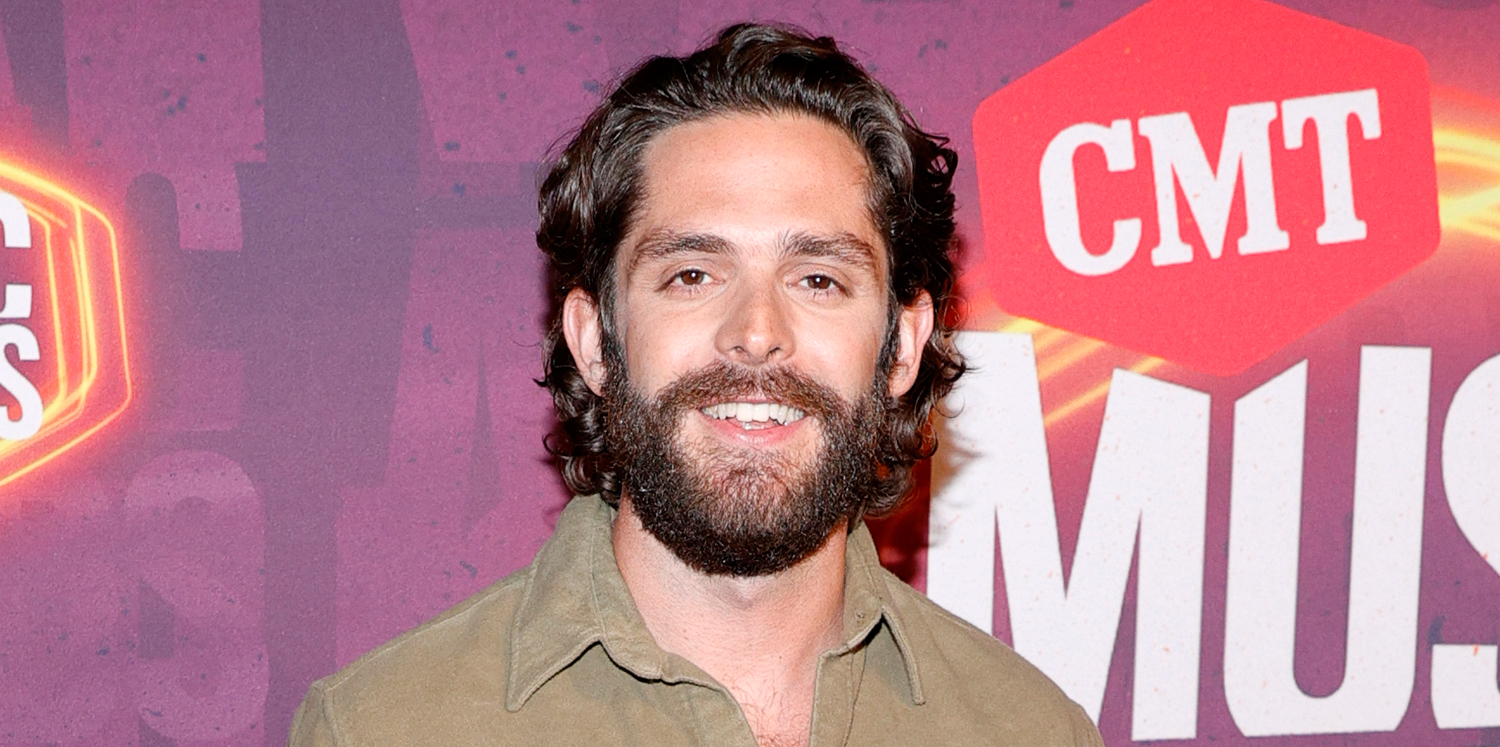Thomas Rhett Arrives Solo at CMT Music Awards 2021 | 2021 CMT Awards ...