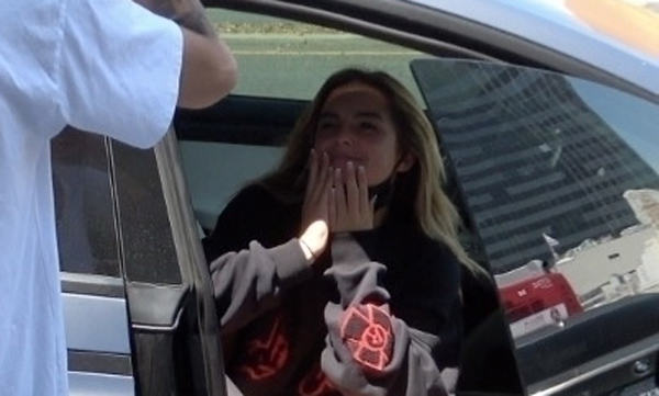 Addison Rae Spotted Kissing Rumored New Boyfriend Omer Fedi (Photos ...