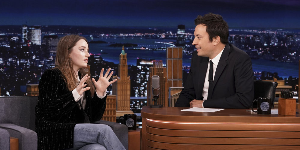 Kaitlyn Dever Is Trying to Come Up With a New Band Name With Her Sister ...