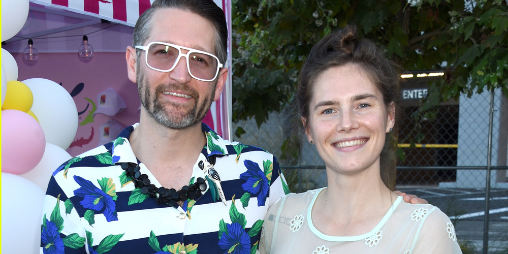 Amanda Knox Announces She & Husband Christopher Robinson Welcomed Baby ...