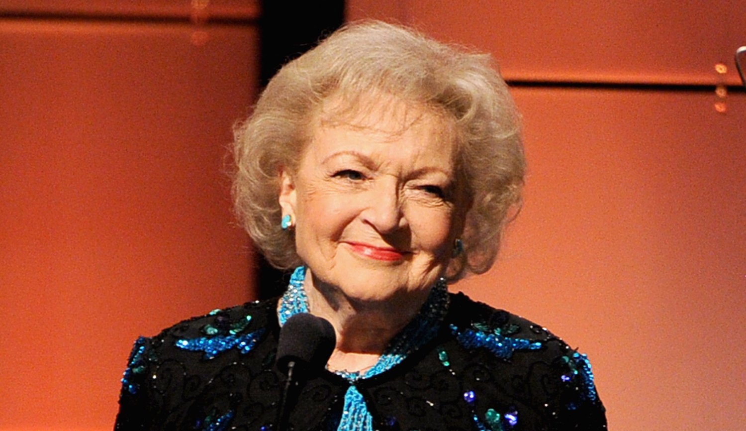 Betty White’s Agent Releases Touching Statement Confirming Death at 99 ...