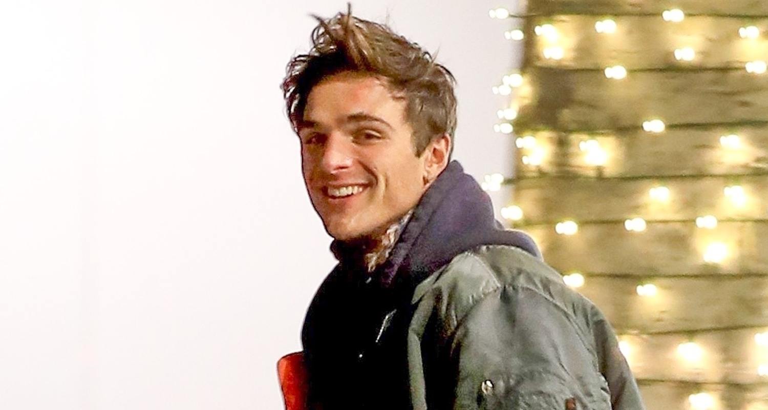 Jacob Elordi is All Smiles While Grabbing Dinner with A Friend | Jacob ...