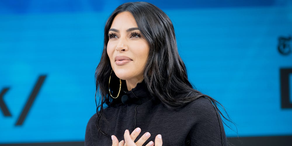 Kim Kardashian Hired a Musician To Wake Her Kids Up With Christmas ...