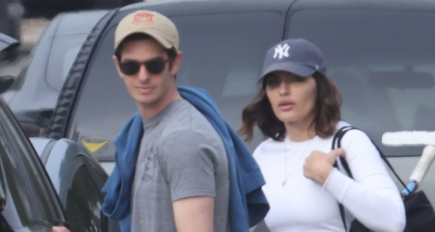 Andrew Garfield & Girlfriend Alyssa Miller Play Tennis Together in ...