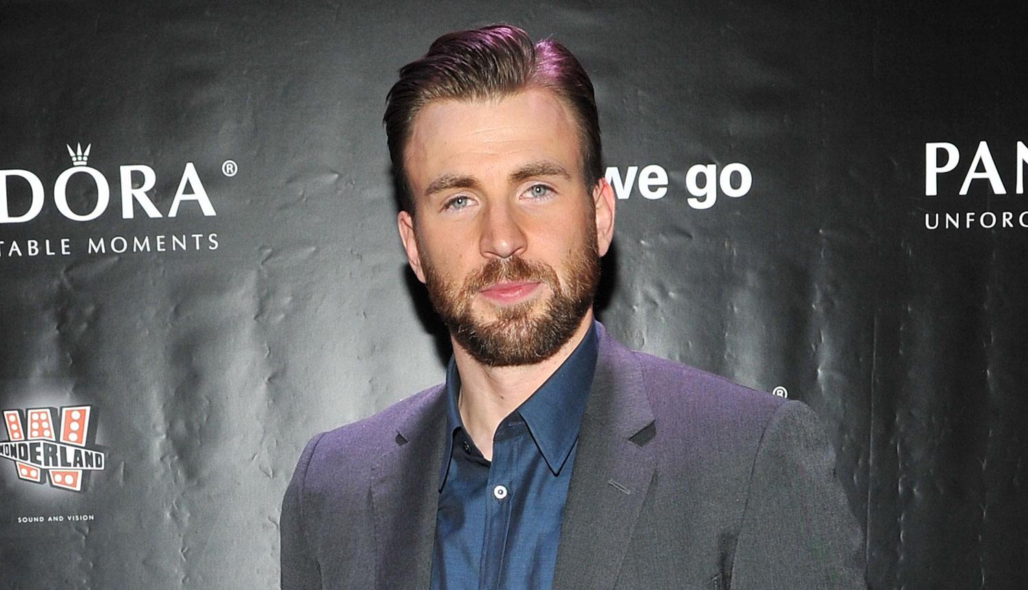 Chris Evans Reveals He Finally Has a New iPhone for First Time in Years ...