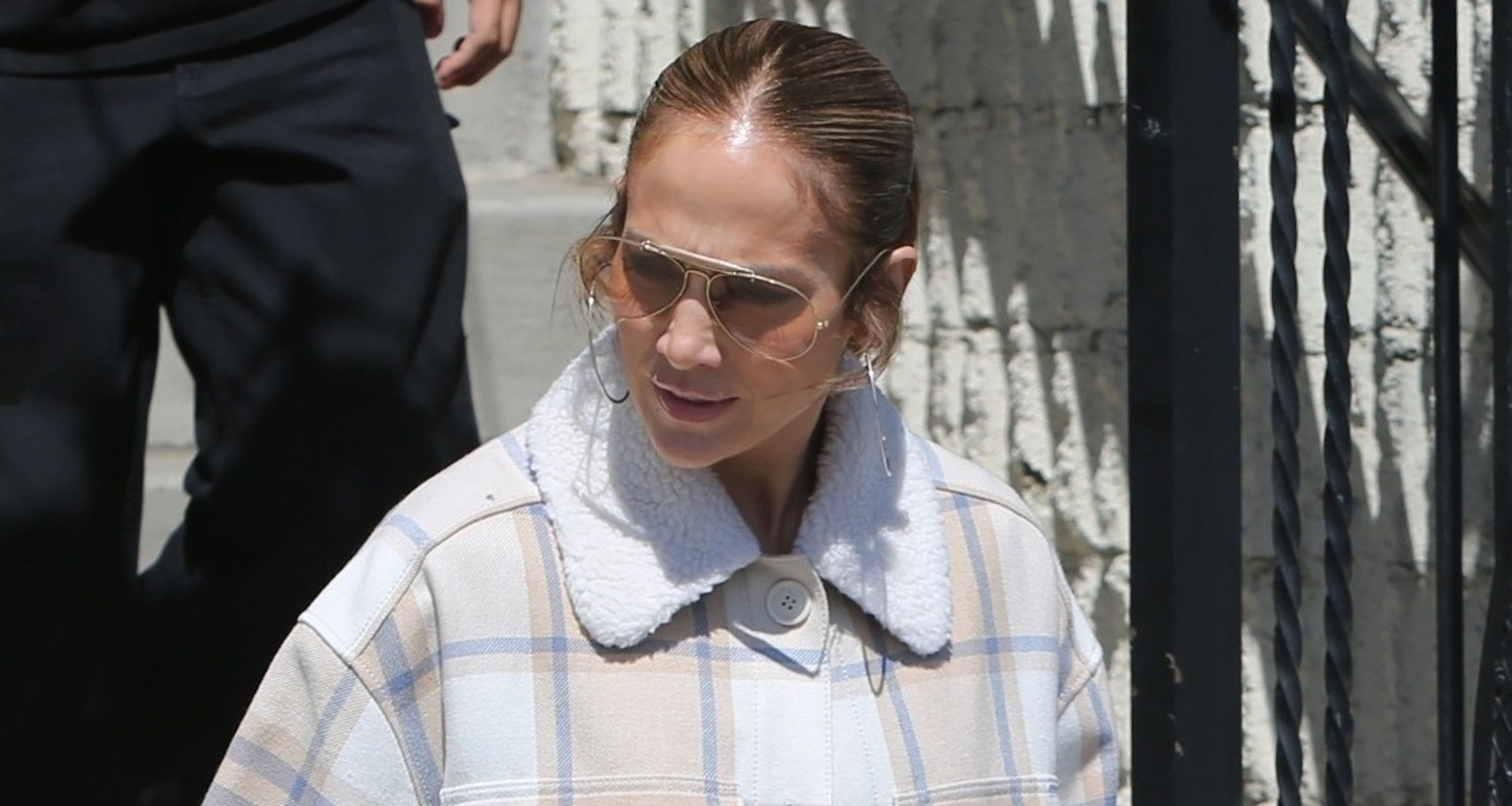 Jennifer Lopez Spends the Day at the Dance Studio in L.A. | Jennifer ...