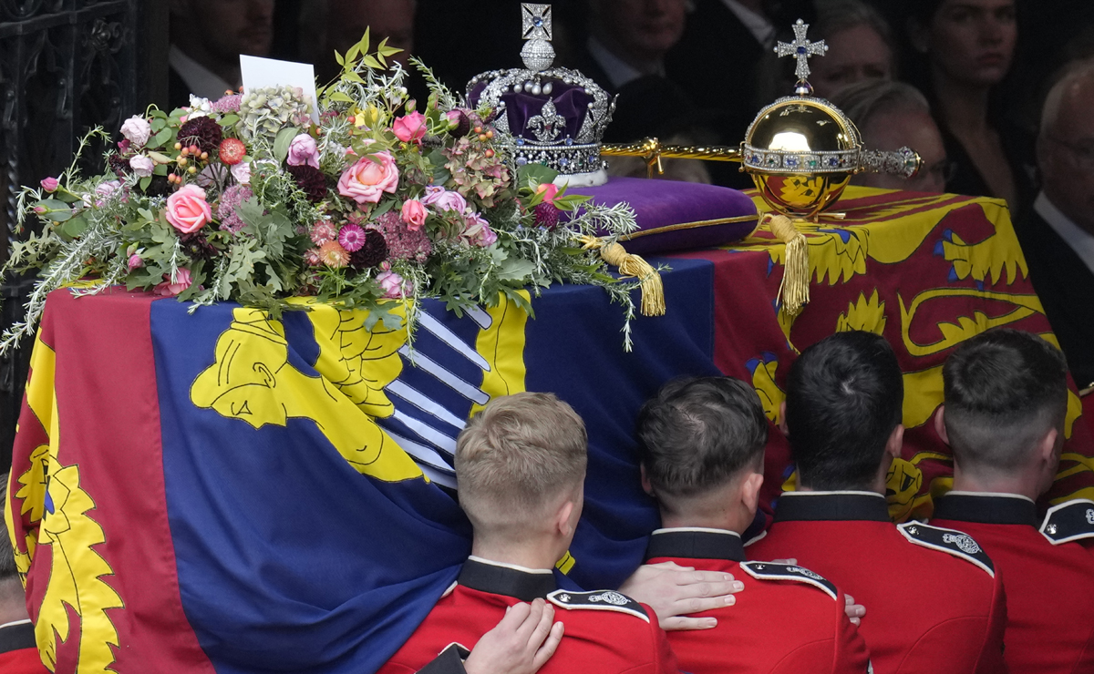 Queen Elizabeth’s Funeral: See All the Notable Royals, Guests ...