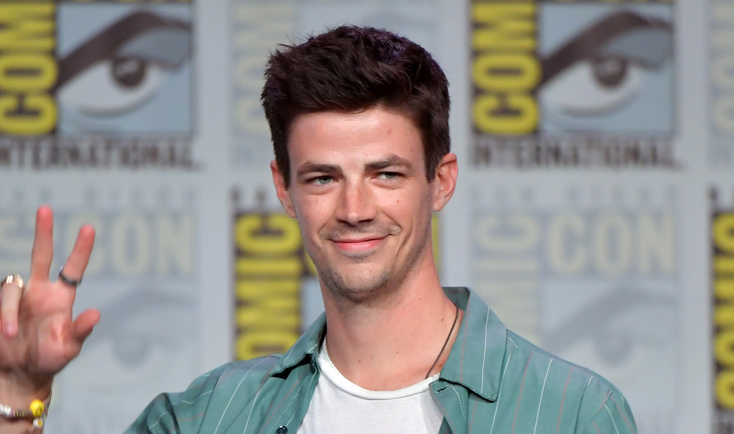 A Former ‘The Flash’ Star Is Returing for the Final Season! | Newsies ...