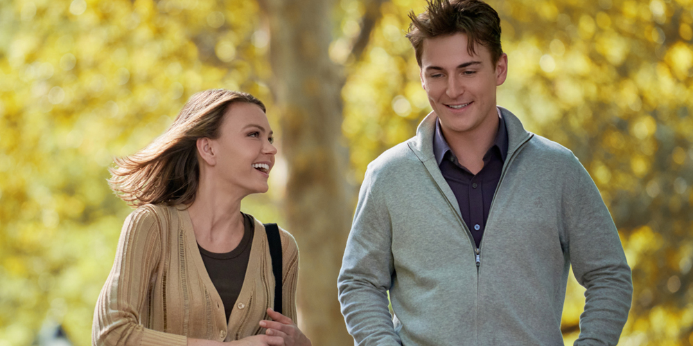 Aimee Teegarden Finds Her Passion In New York City in Hallmark’s ...