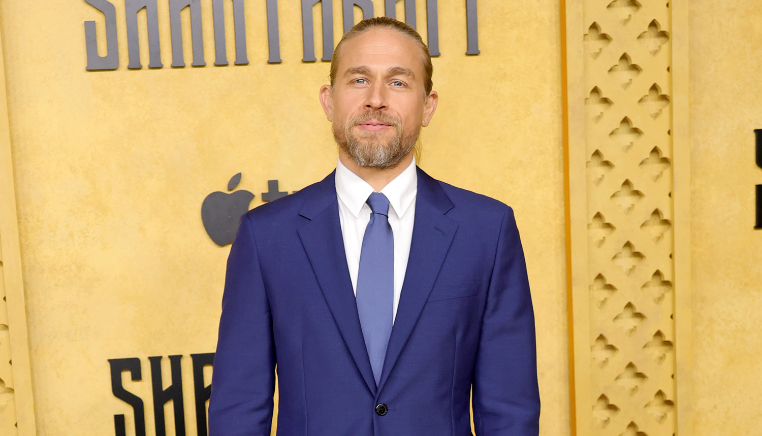 Charlie Hunnam Suits Up for Premiere of ‘Shantaram,’ His New Apple TV+ ...