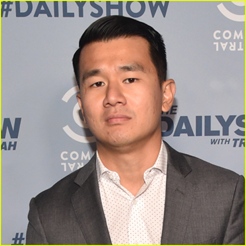 Who Will Replace Trevor Noah on ‘The Daily Show’? 8 Potential Hosts ...