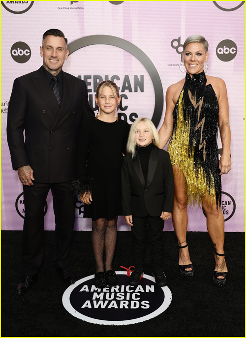 AMAs 2022 – Every Red Carpet Look Revealed! (Photos) | 2022 American ...