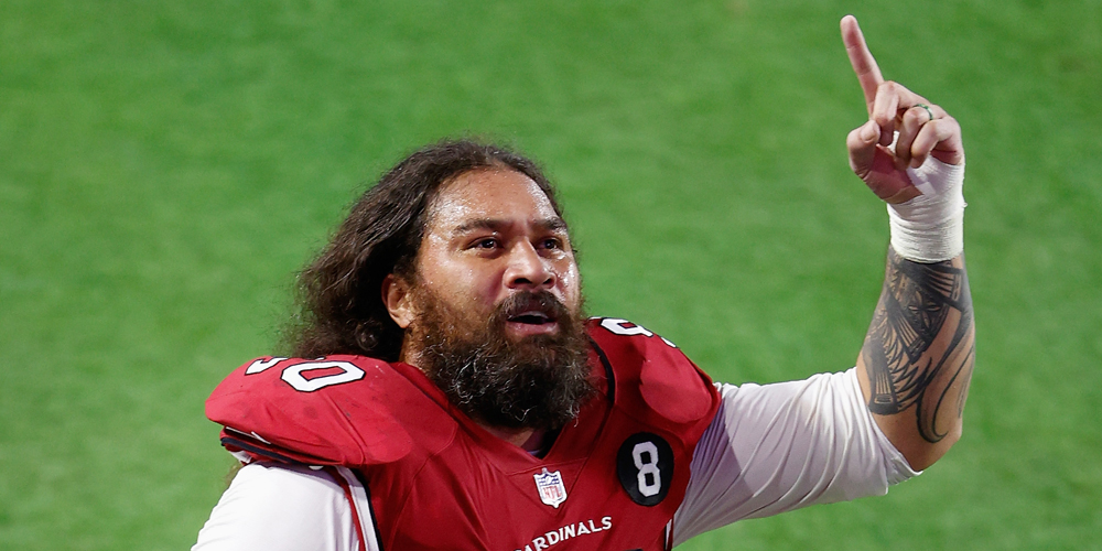 Former NFL Player Domata Pecko Sr. Has A Connection to the $2 Billion ...