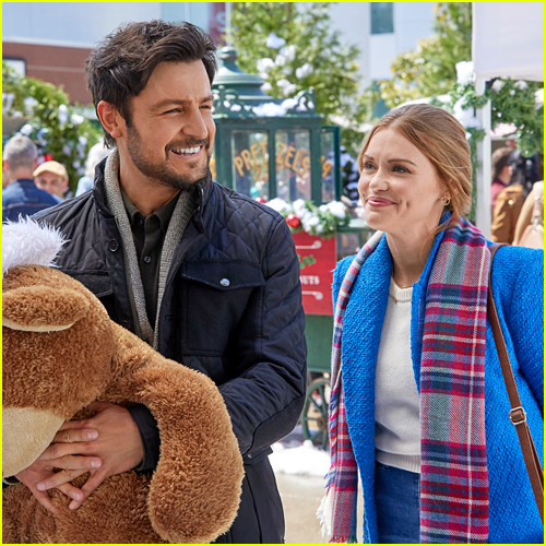 Blake Shelton Reveals How The ‘Time To Come Home For Christmas ...