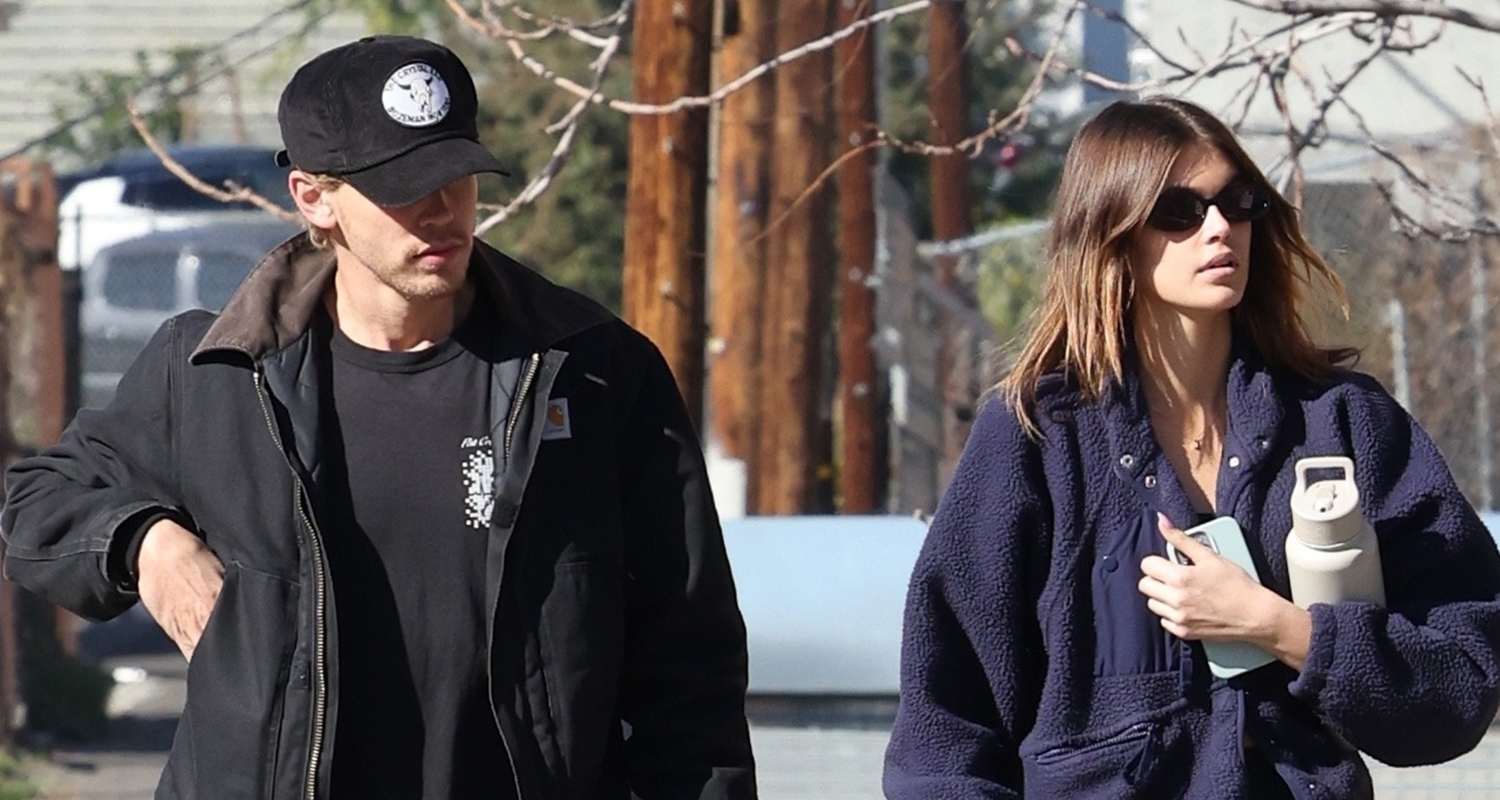 Austin Butler & Girlfriend Kaia Gerber Go for Juice Run in Los Feliz ...