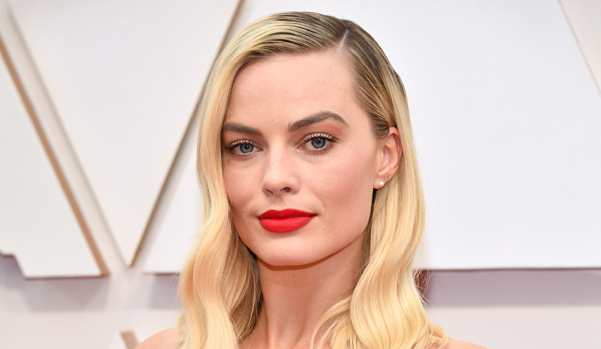 Margot Robbie Face