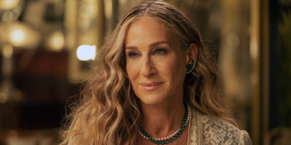 Sarah Jessica Parker & John Corbett Hold Hands In First Pics For ‘And ...