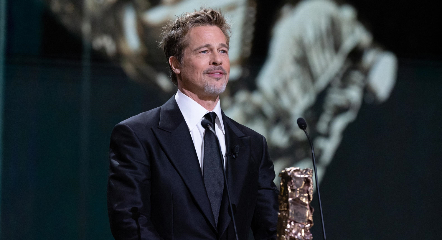 Brad Pitt Makes Surprise Appearance at Cesar Awards 2023 to Honor ‘Fight Club’ Director David ...
