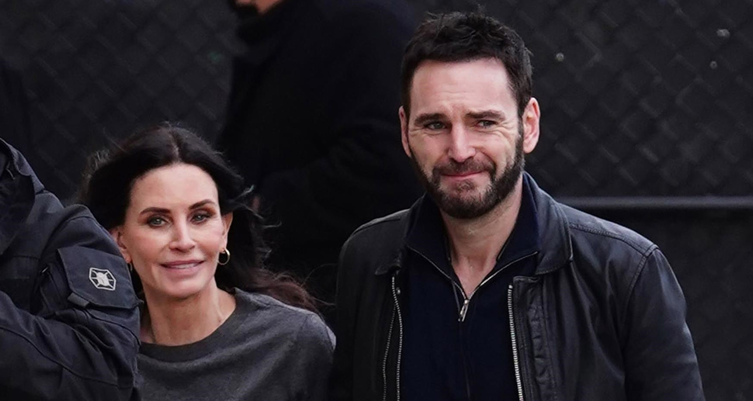 Courteney Cox & Longtime Love Johnny McDaid Hold Hands While Arriving ...
