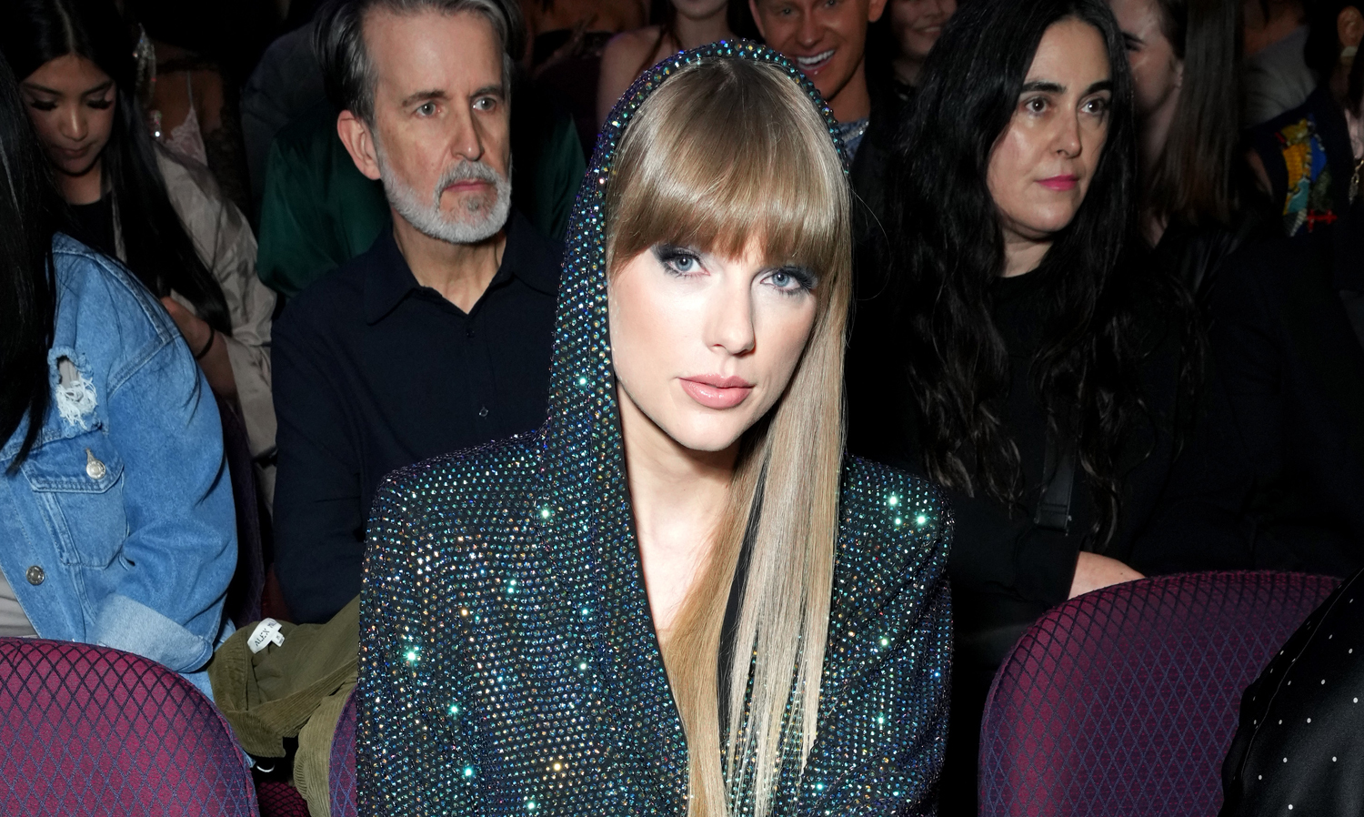 Who Is Taylor Swift Sitting Next to at iHeartRadio Music Awards 2023 ...