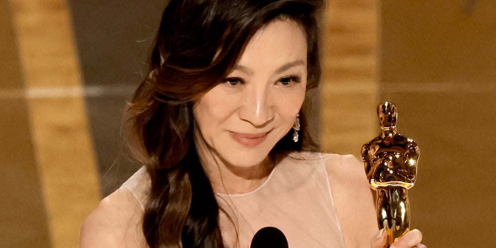 Michelle Yeoh Becomes First Asian to Win Best Actress at Oscars 2023 | 2023 Oscars, Michelle ...