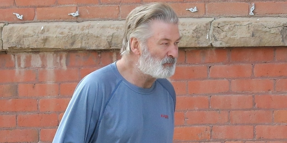 Alec Baldwin Works With Horses & Gears Up As Sheriff In New ‘Rust’ Set ...