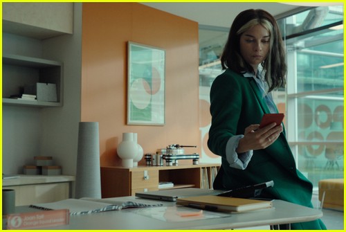 ‘Black Mirror’ Season 6 – 10 First Look Images, Cast, Teaser & Premiere ...