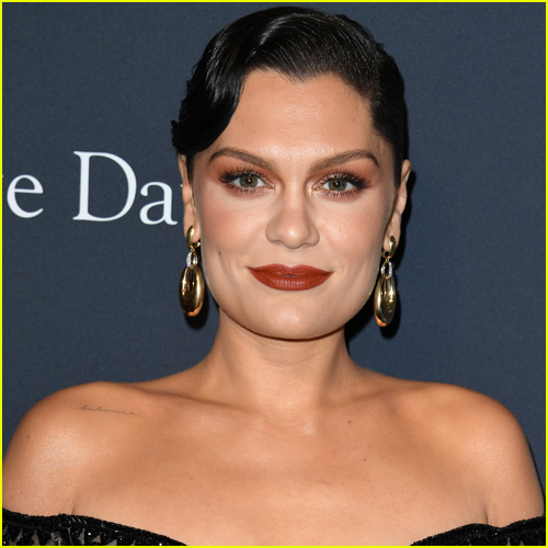 Stars With Crazy Hidden Talents One Is Fire Eater Another Can Smell