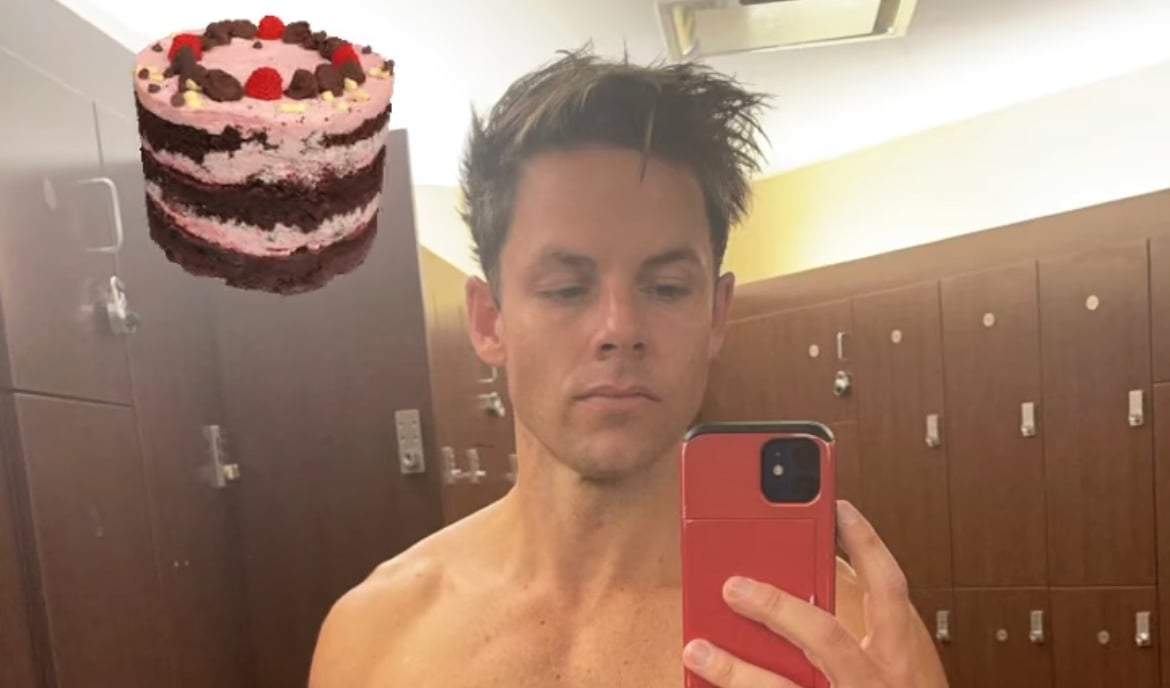 Station 19′s Lachlan Buchanan Shows Off His Summer Body in Shirtless ...