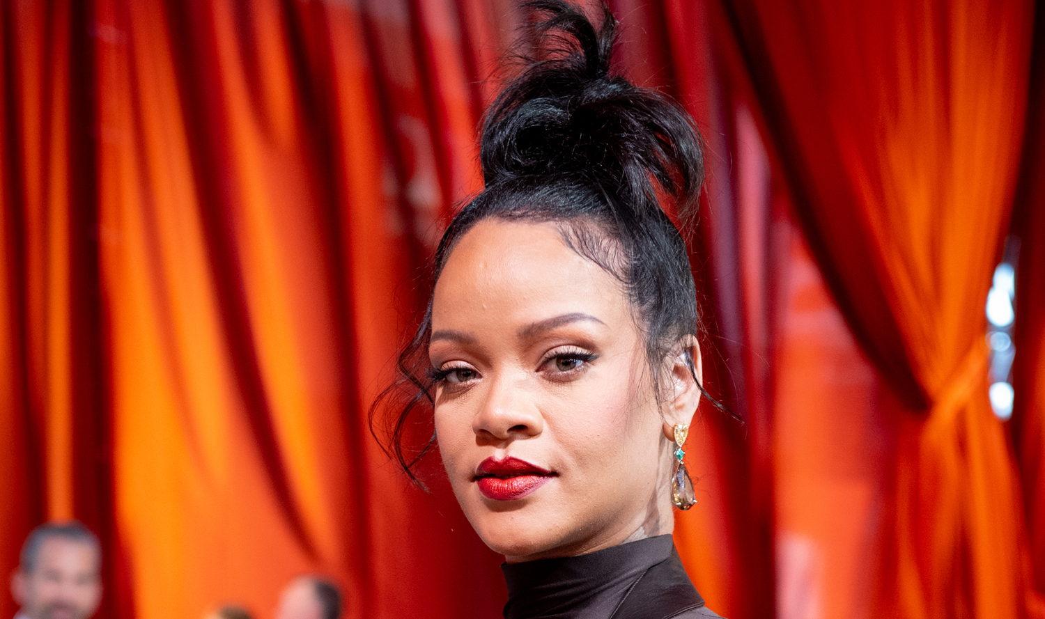 Rihanna Appoints New CEO for Savage x Fenty Amid Plan to Step Down From ...