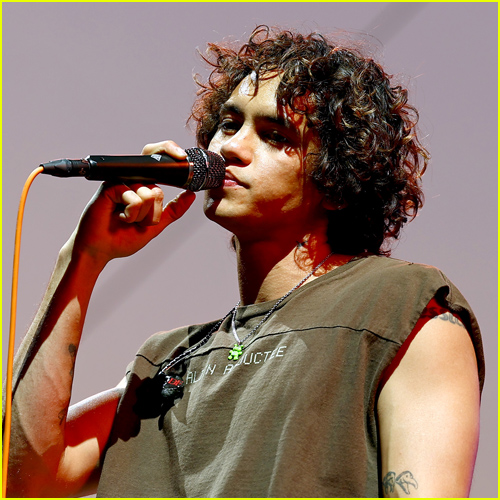 Dominic Fike Confirms His Relationship Status, Opens Up About Being ...