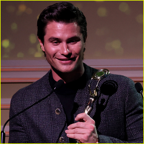 Chase Stokes Reveals the ‘Secret’ to ‘Outer Banks’ Character John B’s ...